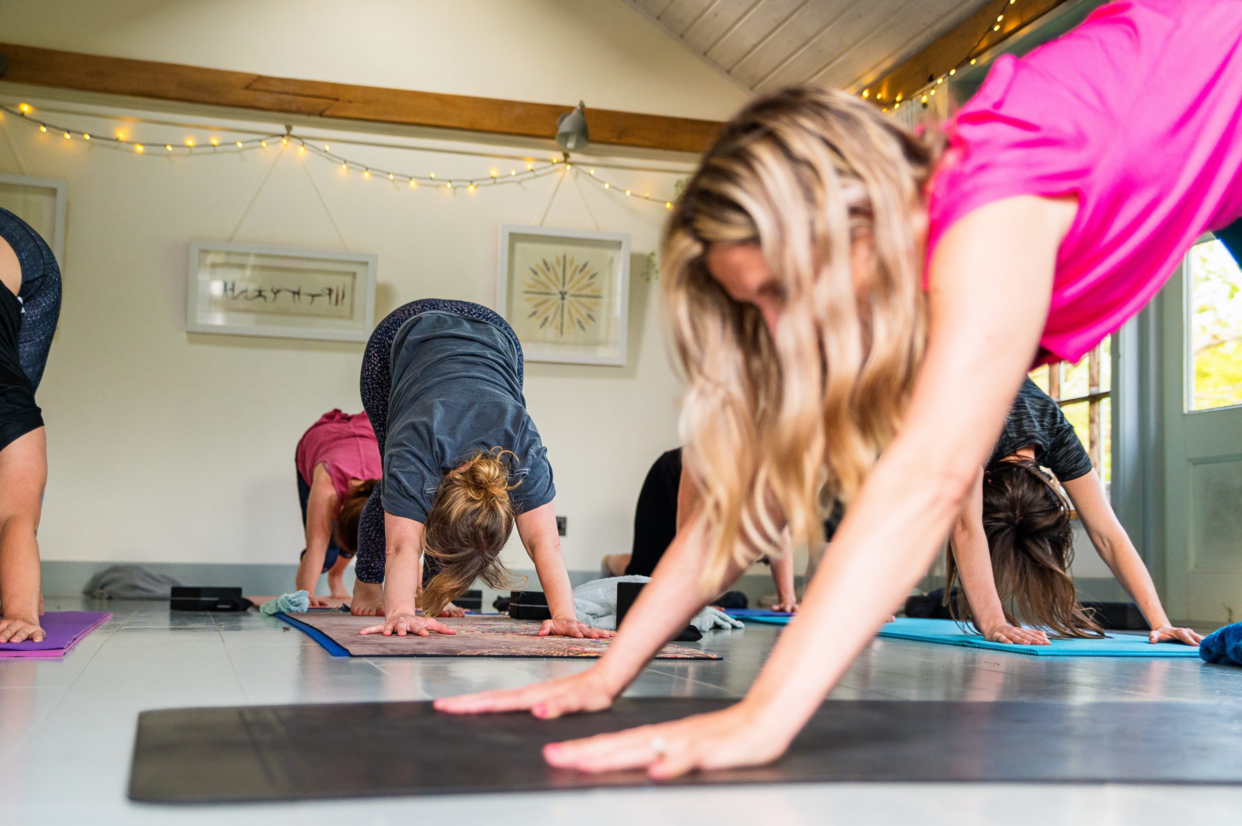 SUP - YOGA - Life | Yoga & Stand Up Paddle Board Yoga Classes New Forest